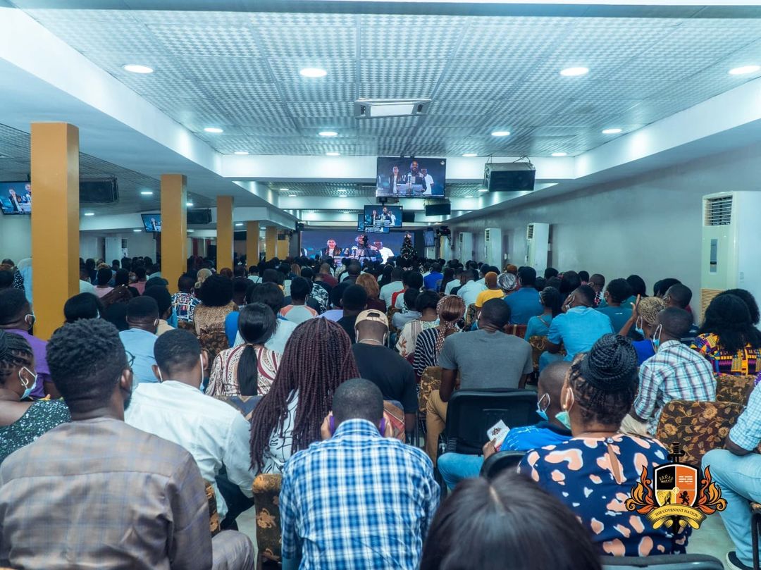 Cross-over service at The Covenant Nation Yaba – Poju Oyemade